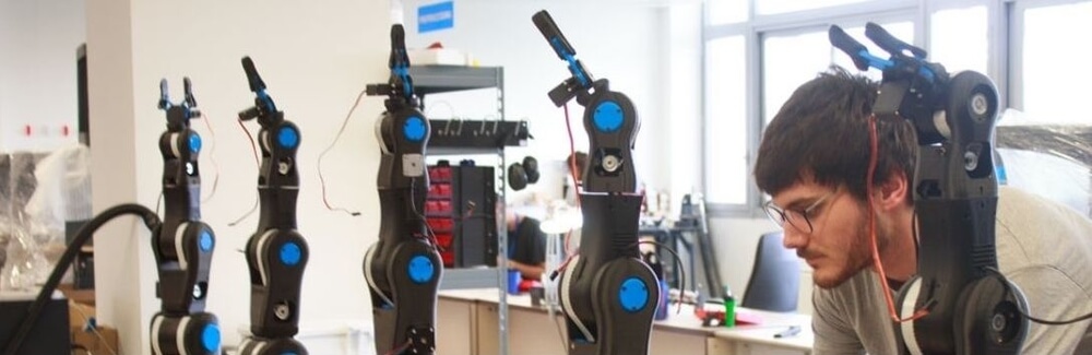 Best 3D Printers for Creating a Robotic Arm - Pick3DP
